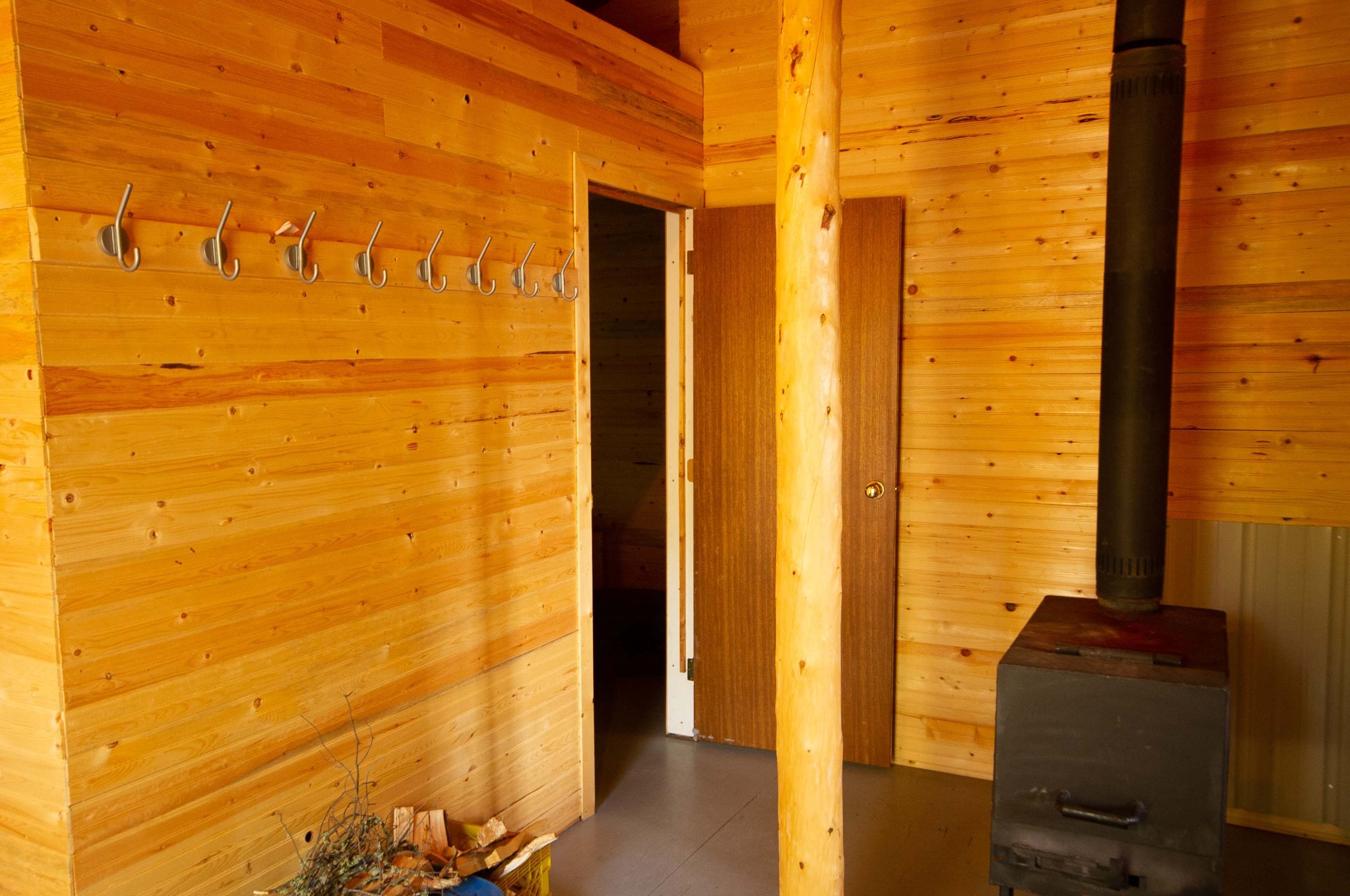 Accommodations – Tazin Lake Lodge